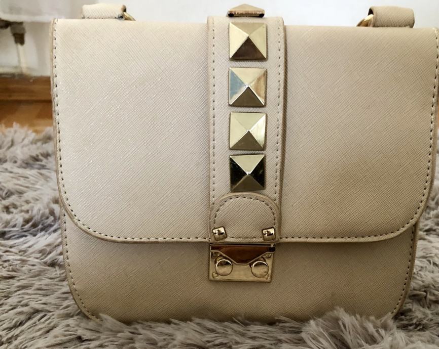 Razne moderne torbice