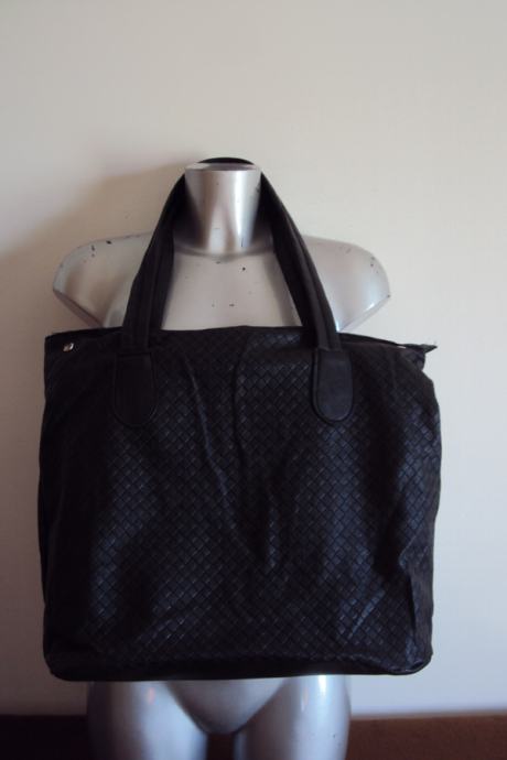 NOVA velika crna kožna torba