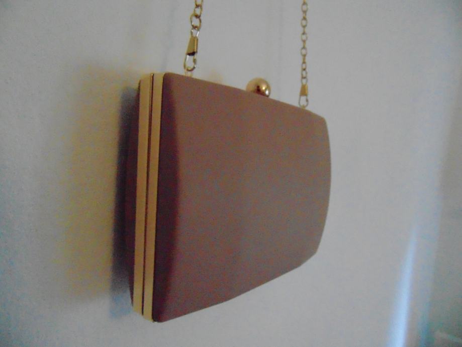 Ženska torbica za svečane prilike