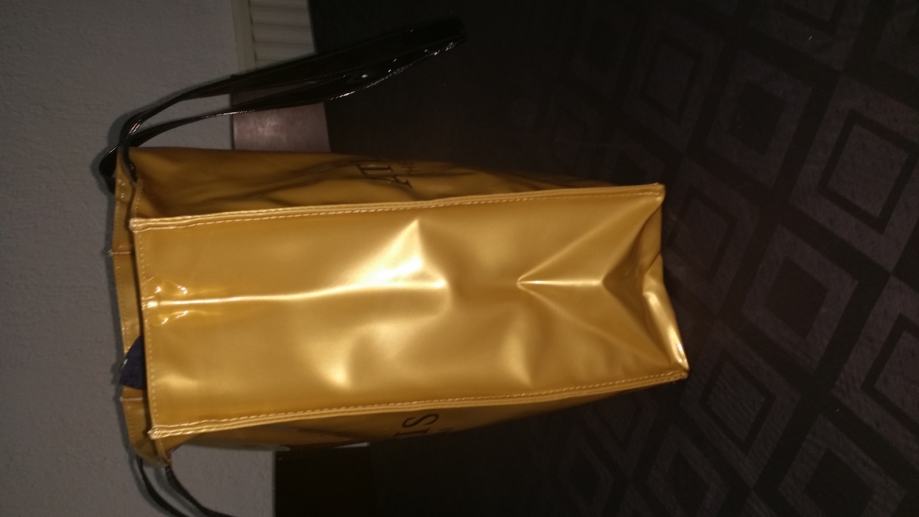 zlatna torba lakirana nova