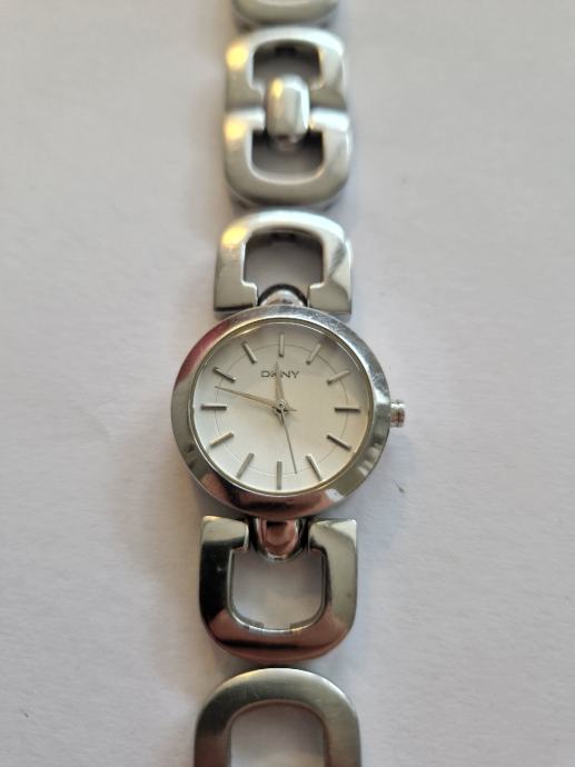 DKNY zenski sat
