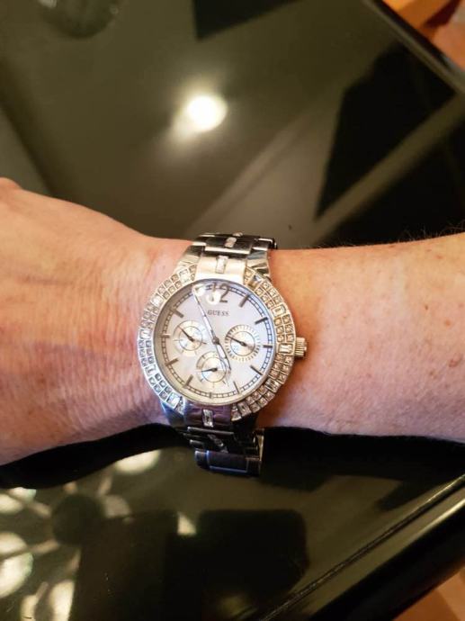 Guess sat, original