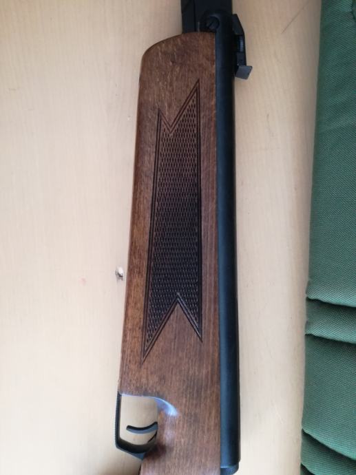 Česká zbrojovka Slavia 631, Model 77 LUX