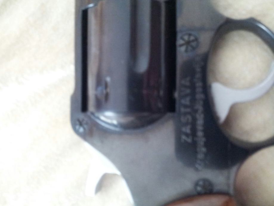 REVOLVER CZ M83 357 magnum