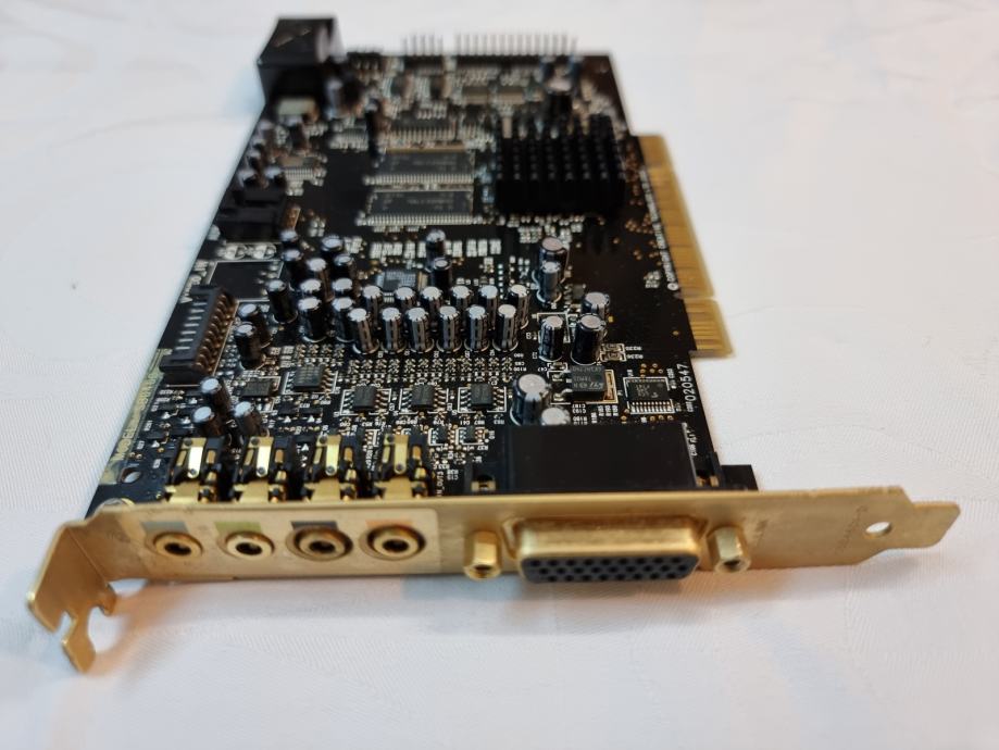 Creative Labs Sound Blaster X-Fi Fatal1ty Edition inc 5.25 Panel SB046