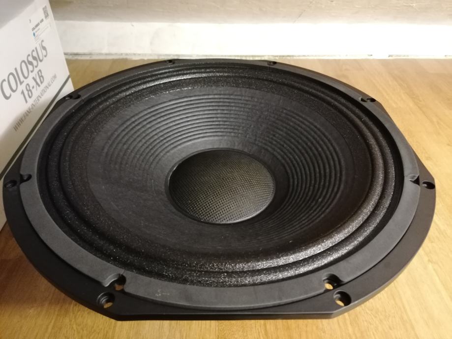 FANE COLOSSUS ***NOVO**** 18-XB 1000/2000W RMS, 99dB, 4Ω, 18incha