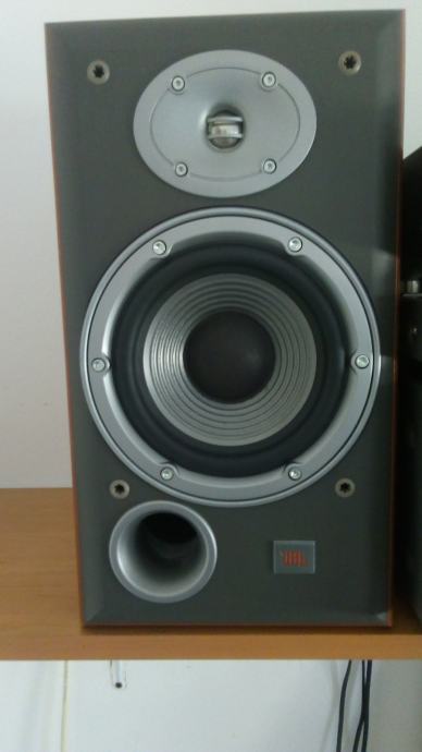 JBL Northridge E30