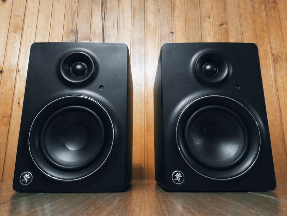 Mackie MR5 MK2 studijski monitori