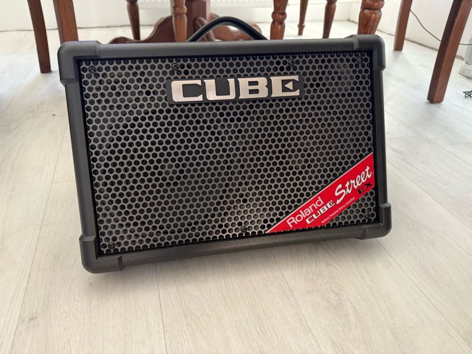 Roland Cube ex novo