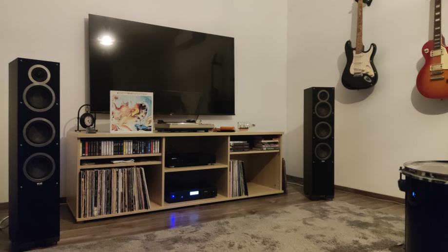 Elac Debut F5