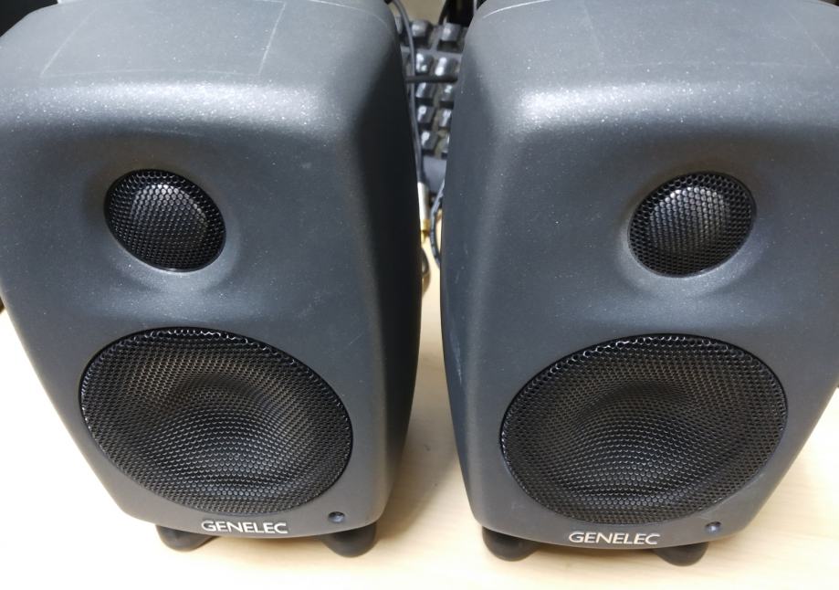 Genelec 6010B, studijski monitori Bi-Amped, zvučnici, Par