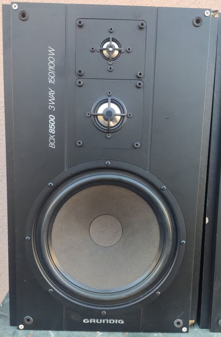 Grundig BOX 8500 zvučnici