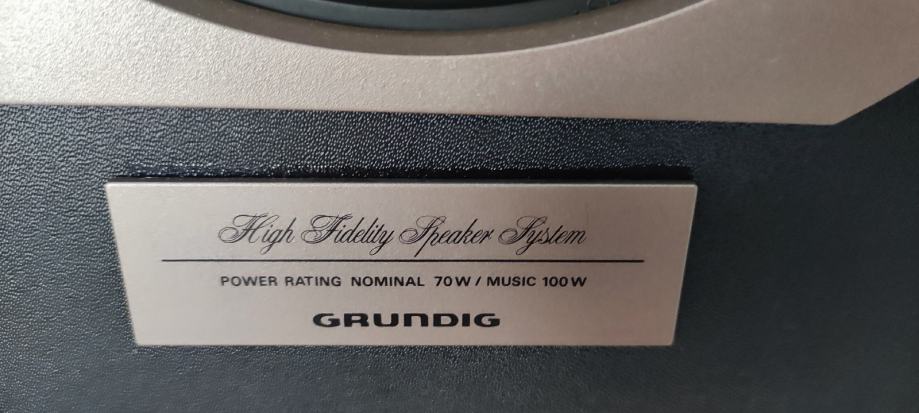 Grundig box 860