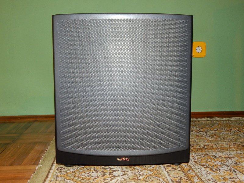 Infinity beta hifi sistem