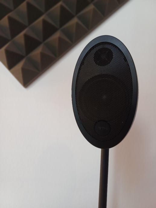 Jamo komplet aktivni subwoofer plus Jamo satelliti plus Jamo stalci.