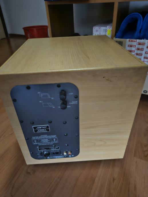 Jamo subwoofer aktivni