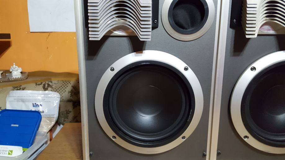 Jamo zvučnicu power 120b