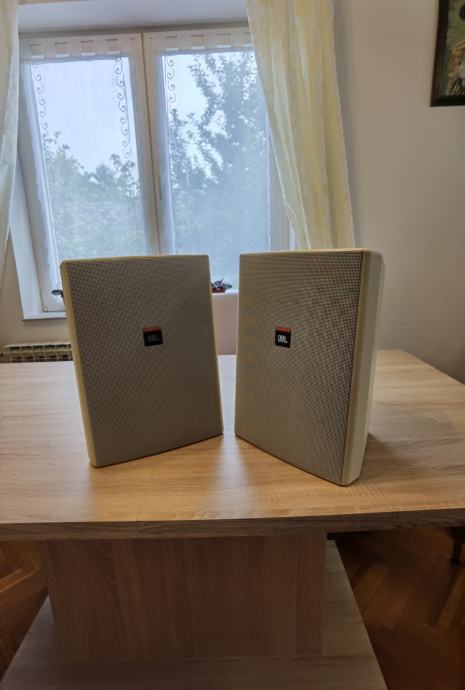 JBL Control 28 Professional