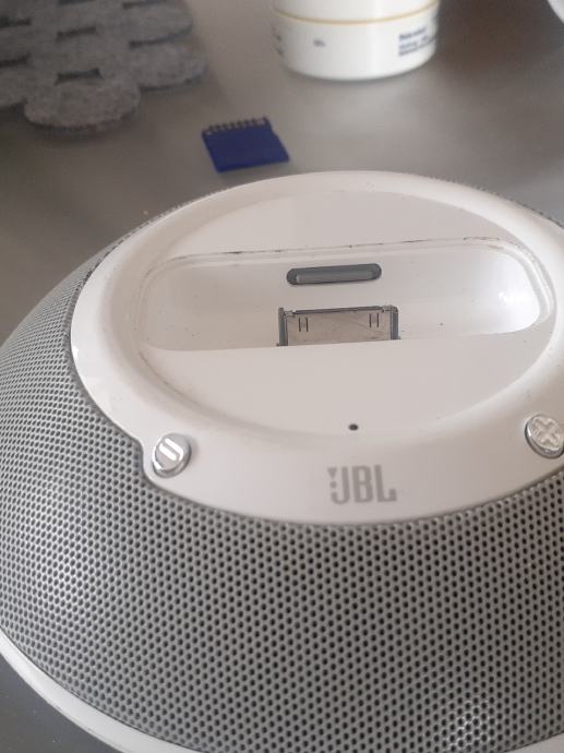 JBL ON STAGE MICRO ZVUCNICI