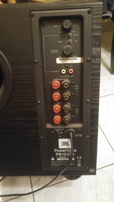 JBL PB10