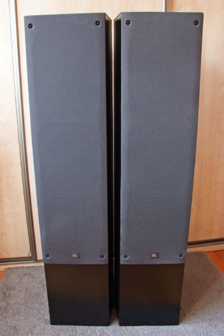 JBL Xti 100 TOP model