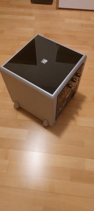 KEF PSW 2010 subwoofer