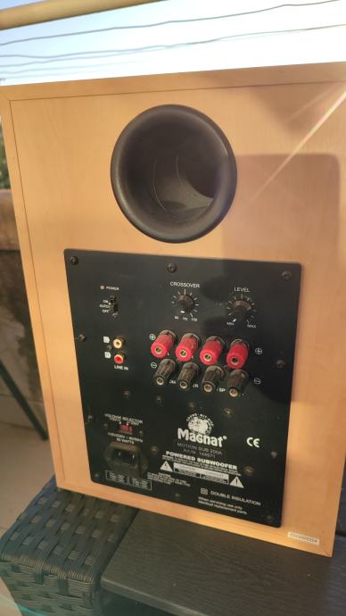 Magnat Monitor Sub 200A aktivni subwoofe