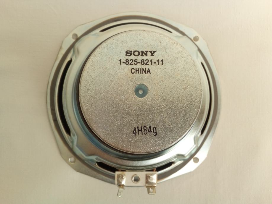 Sony 1-825-821-11 wooferi/basovi, 120/137 mm, 16 Ohma, ispravni