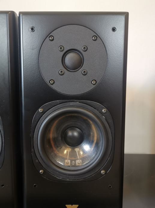 Vienna Acoustic Cello