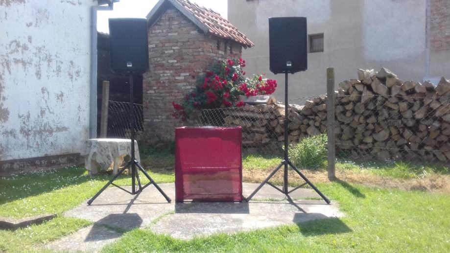 wharfedale pro svp 15.