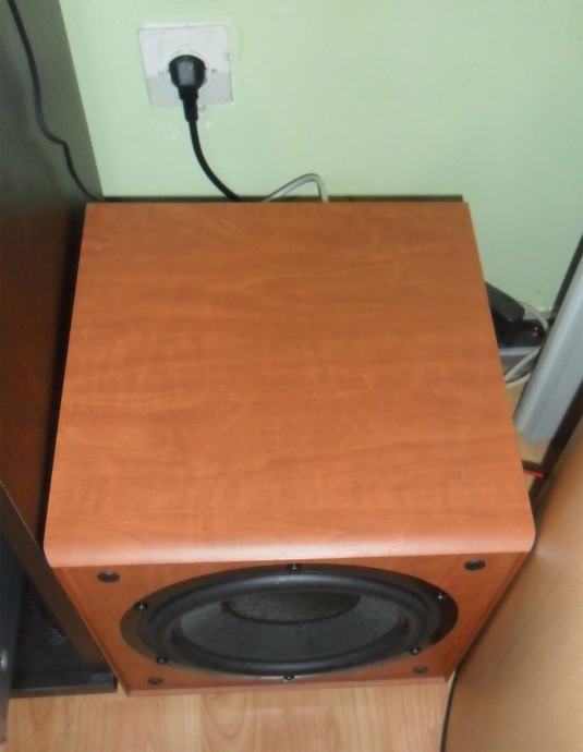 Wharfedale SW150 subwoofer