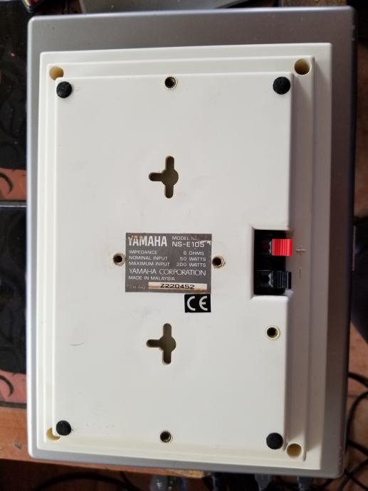 Yamaha NS-E105 surround zvucnici