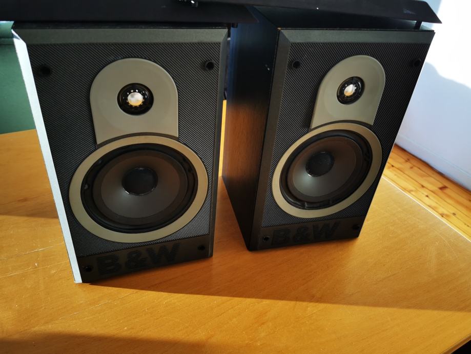 Zvučnici Bowers & Wilkins DM 600