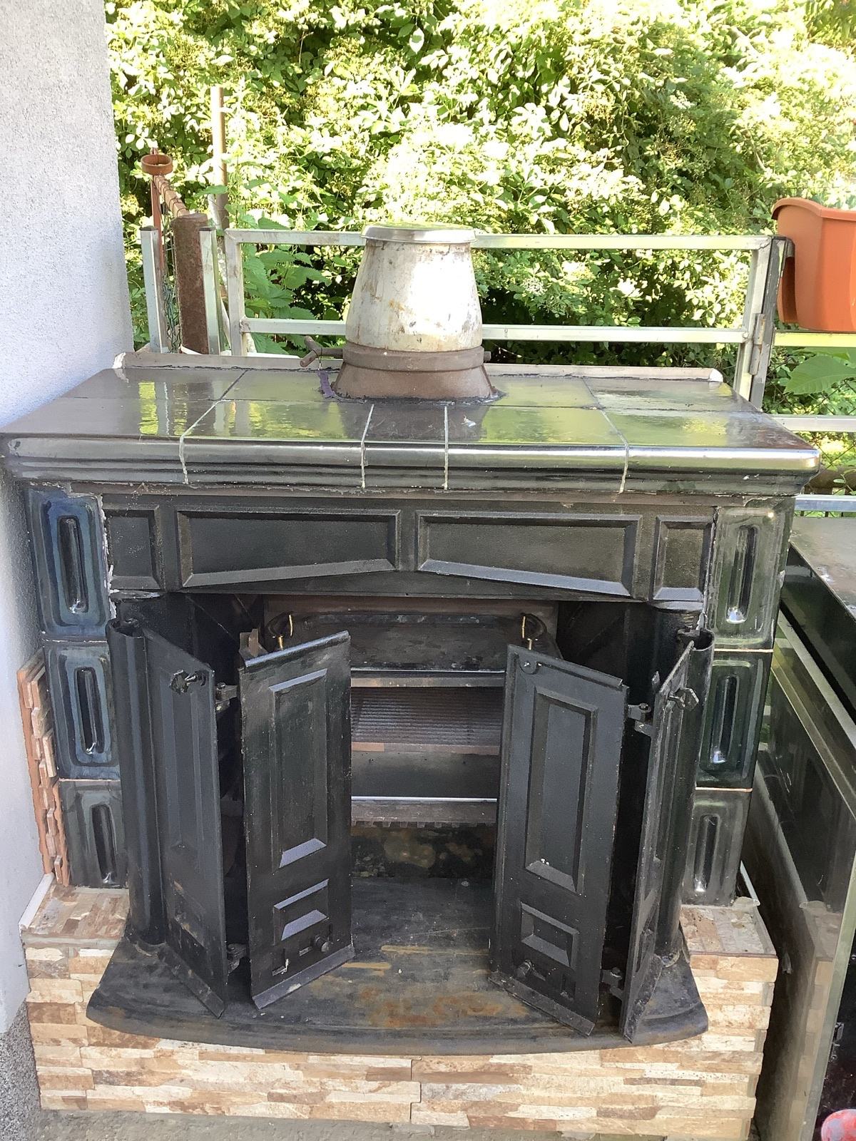 Vrtni zidani rostilj