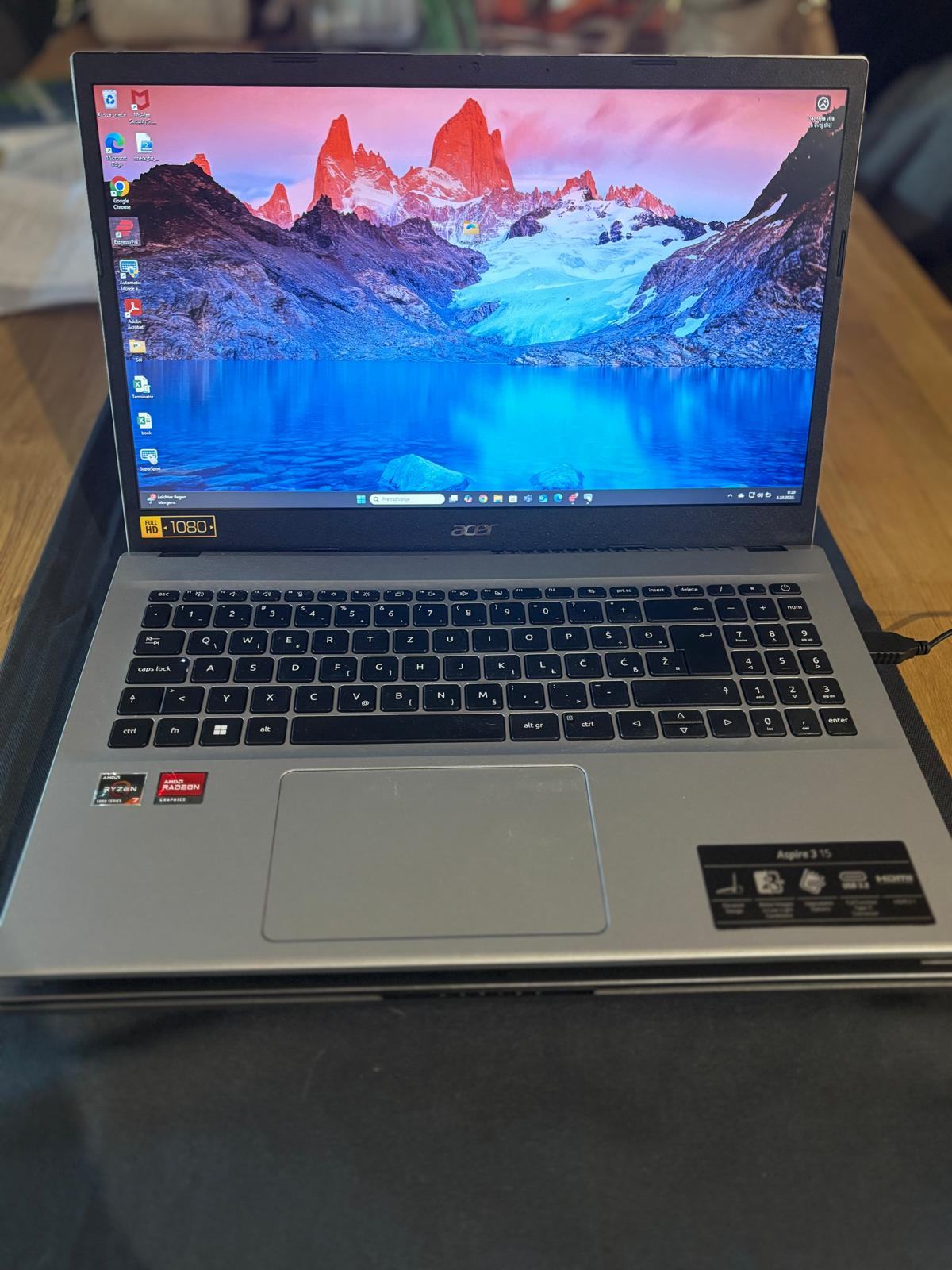 Acer AMD Ryzen 7 5700U 32GB RAM