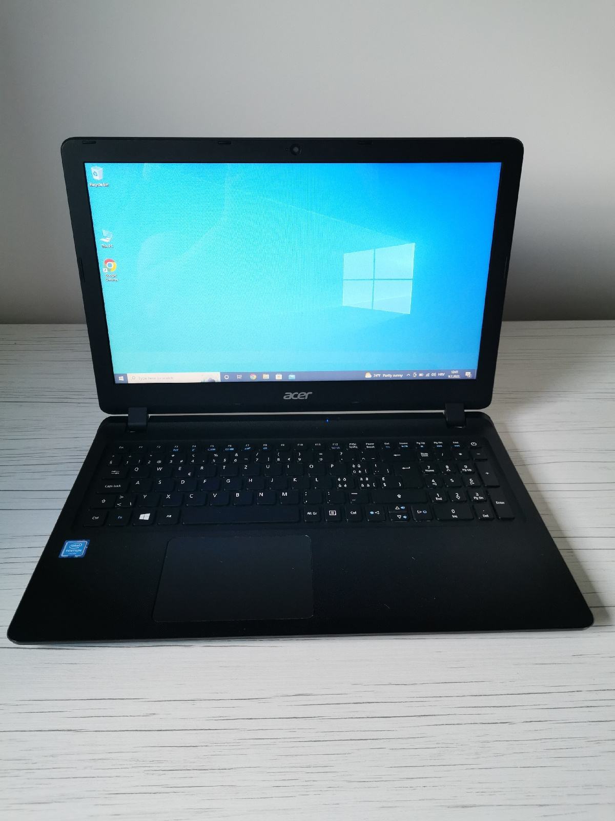 Acer Aspire ES1-533 , Intel Pentium N4200, 4GB RAM, 240GB SSD , 15.6