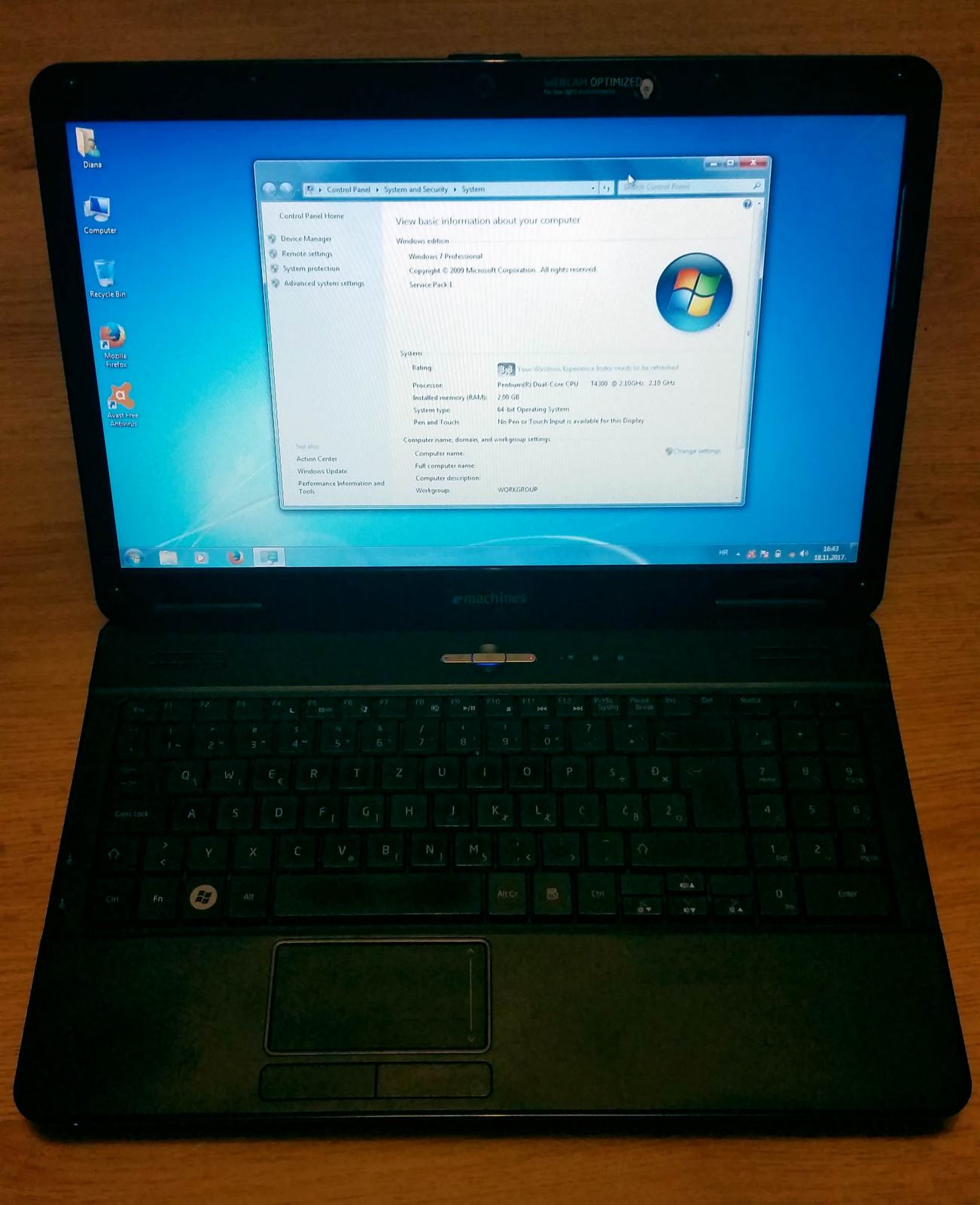 Acer eMachines E725