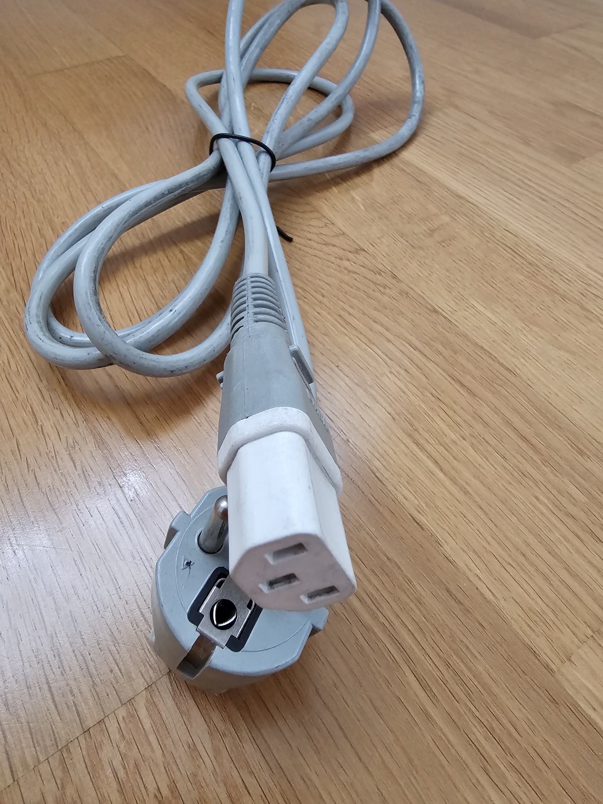 STRUJNI Kabel za monitor ili printer - napajanje