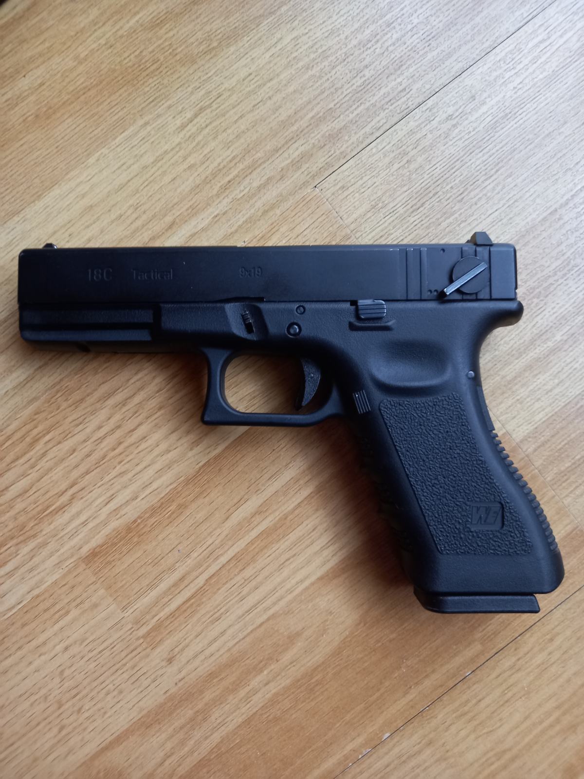 We glock 18c