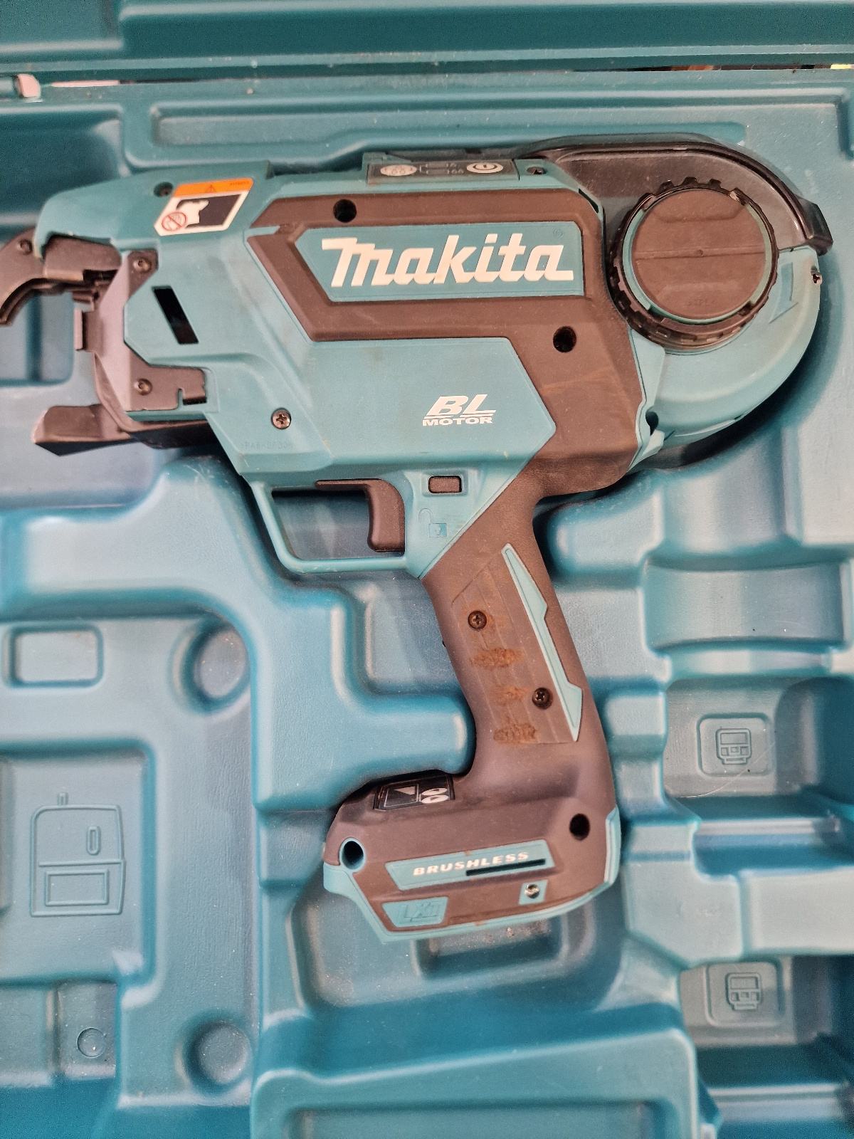 Makita DTR180