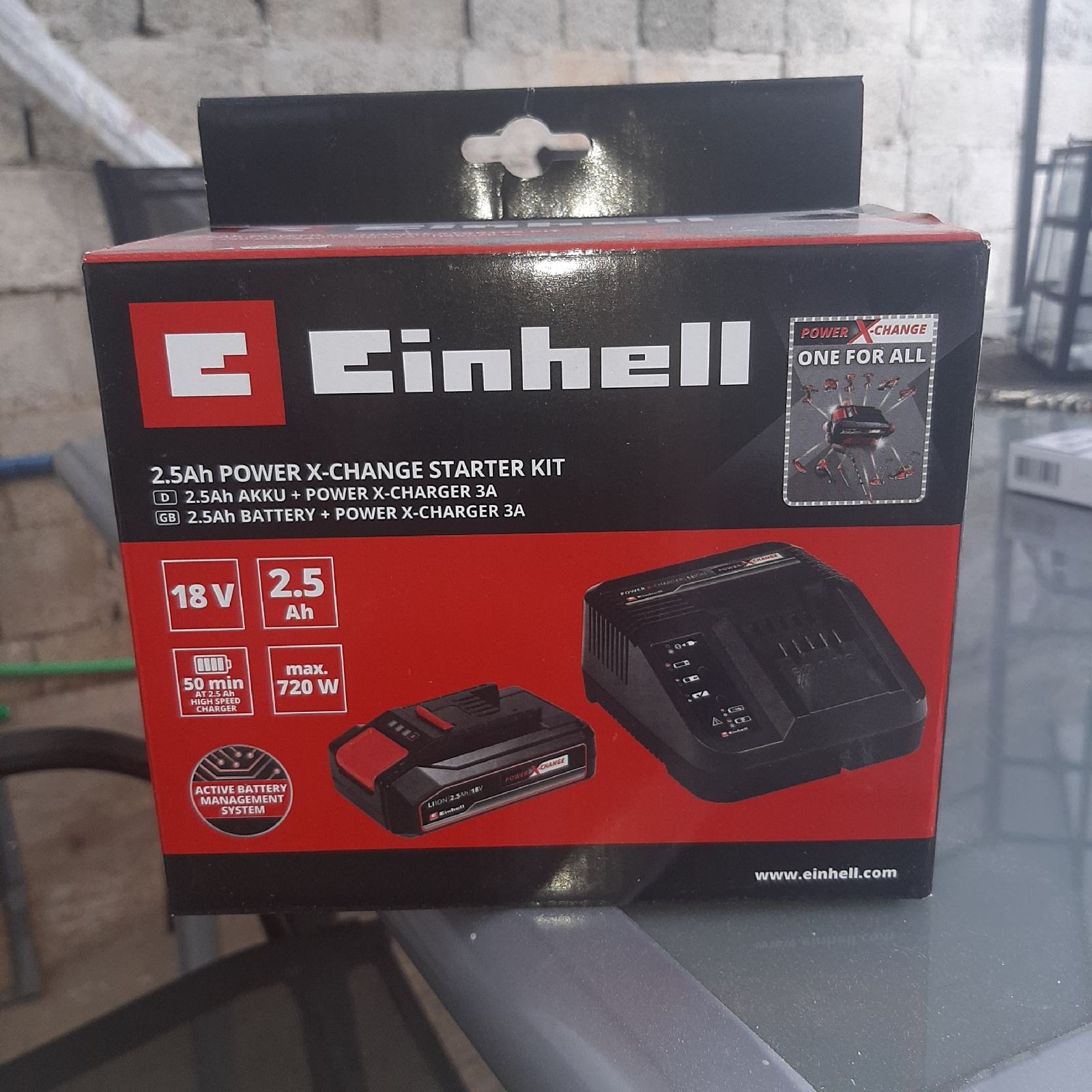 einhell baterija i punjač