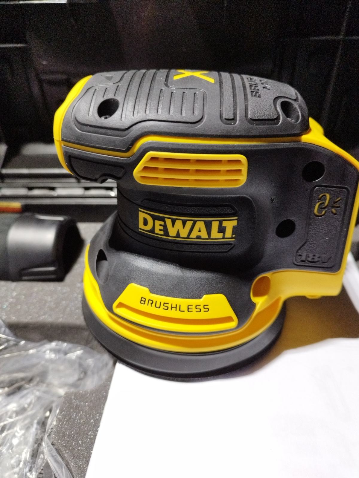 Dewalt DCW210N 18V