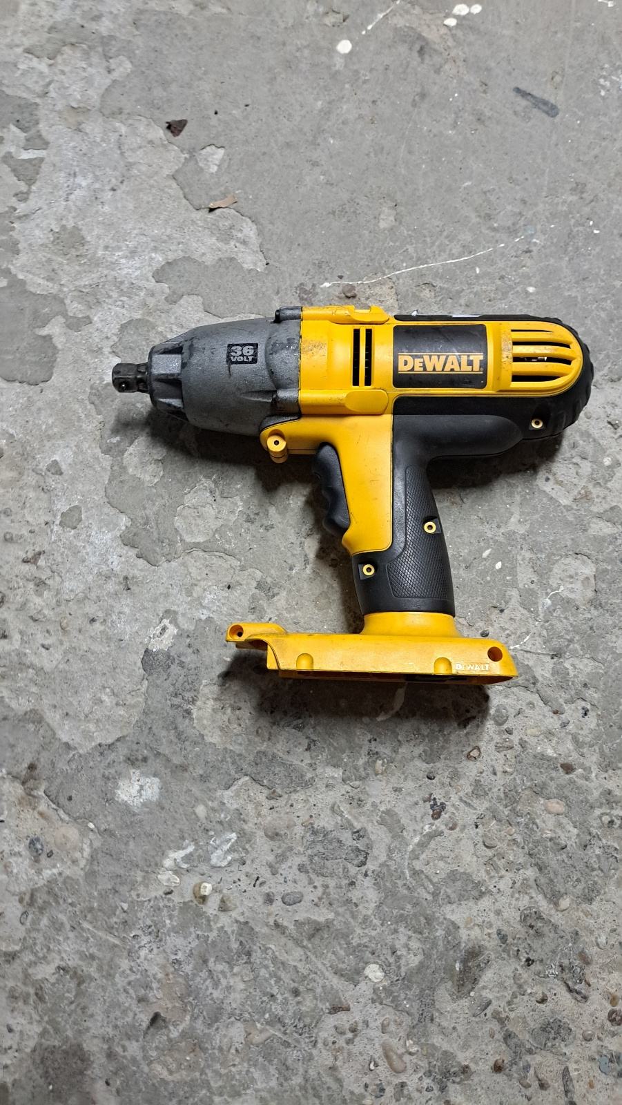 Dewalt DC800