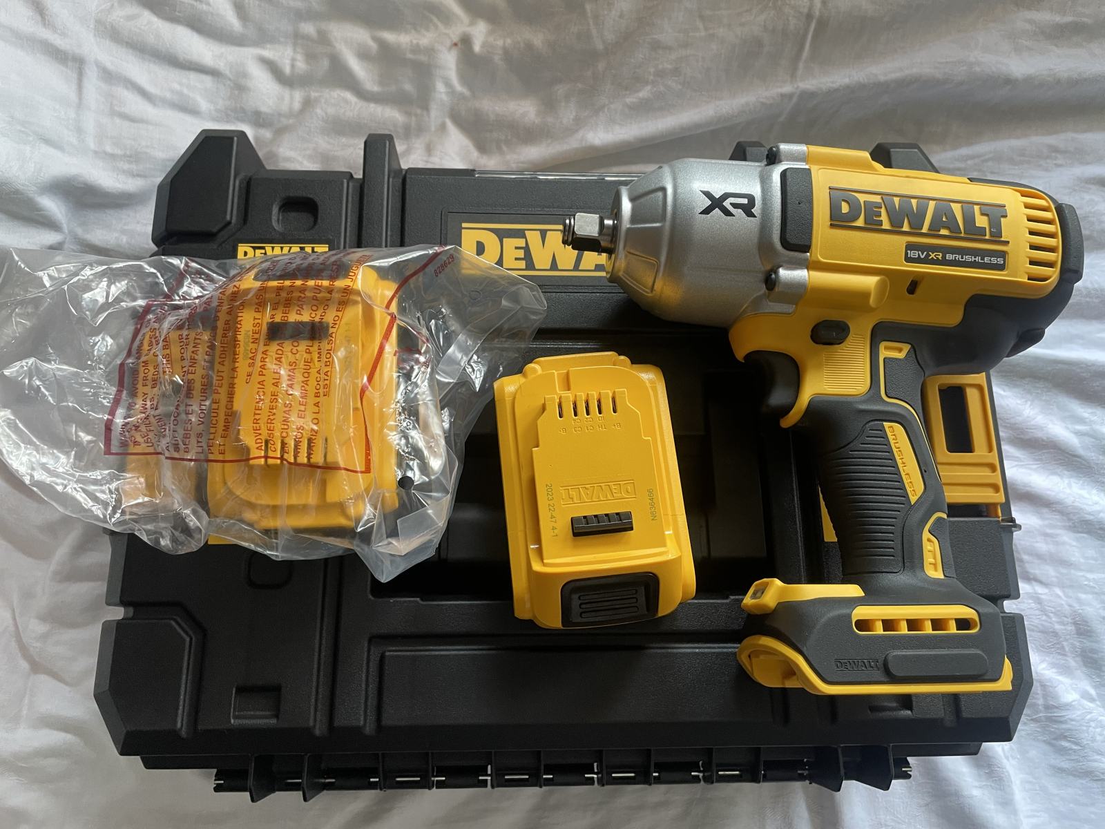 Dewalt DCF 900
