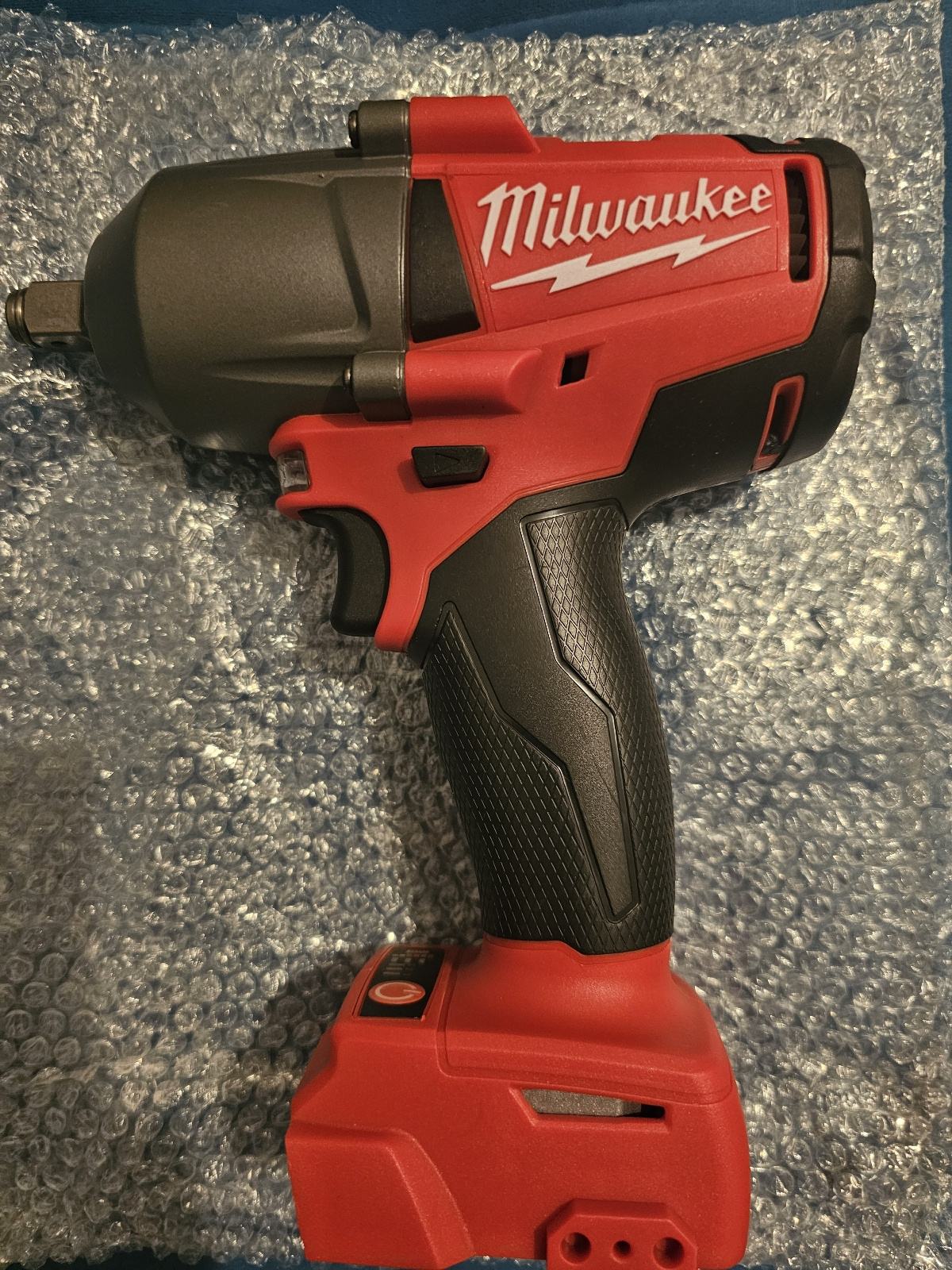 Milwaukee M18 FMTIWF12 akumulatorski udarni stezač bez baterije
