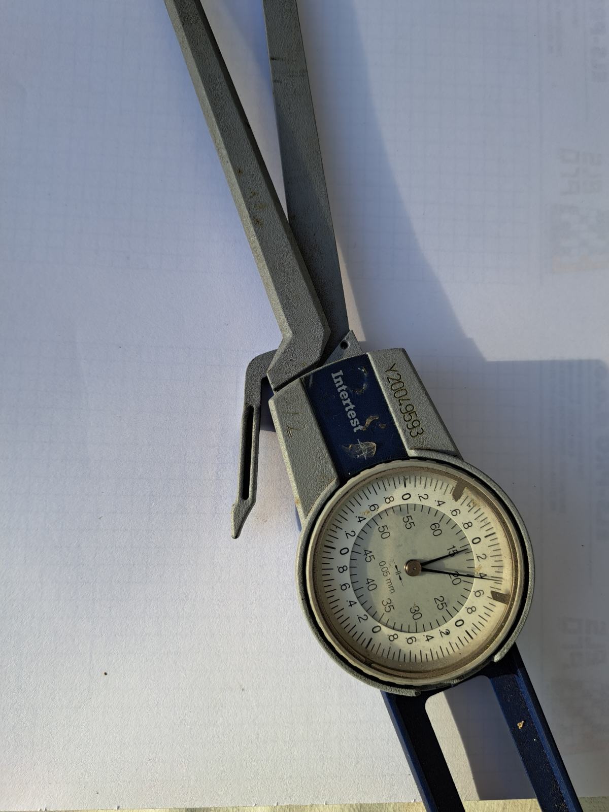 Mjerilo za mjerenje utora u provrtu