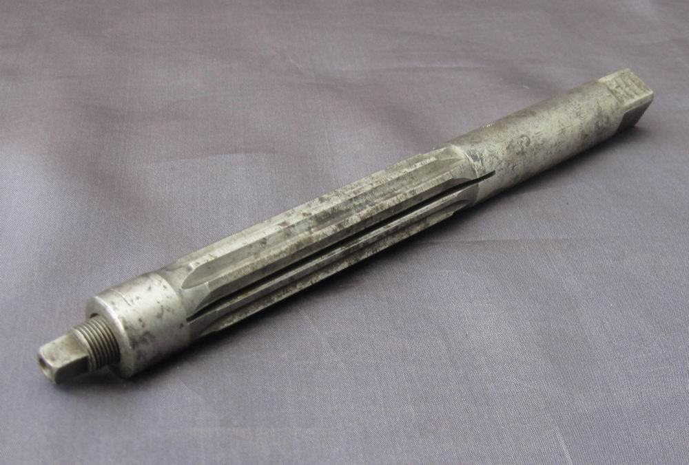 Razvrtač rajber podesivi 22 mm