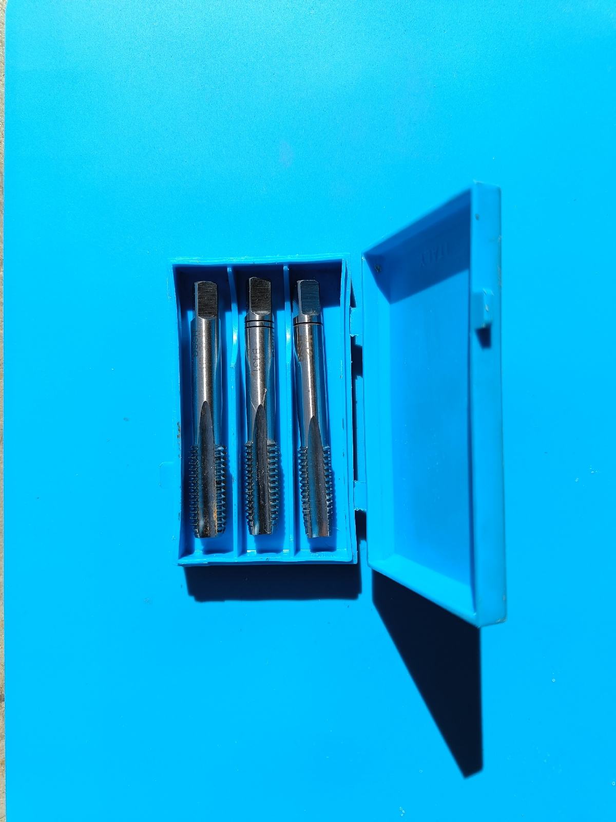 Ureznik M12 3 prolaza