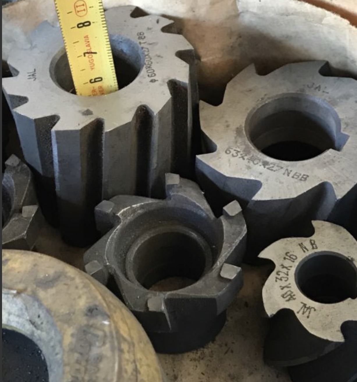 Valjasto GLODALO bez zubaca na bočnim stranama / 5,07 - 20 €/kom