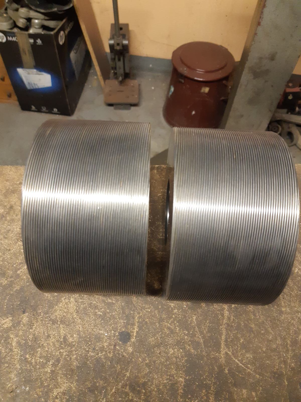 Valjci za valjanje navoja M 10